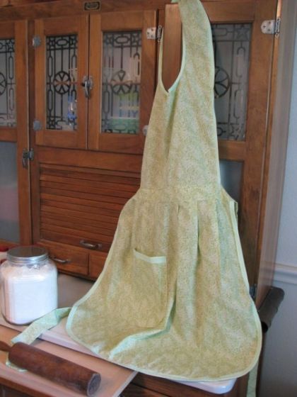Old Fashioned Amish Handcrafted Full Length Kitchen Aprons.